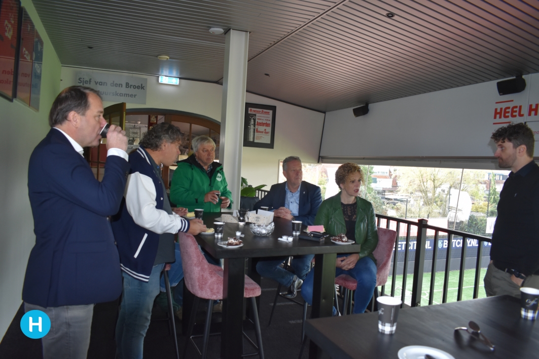 Helmond Sport ontvangt Inge van Dijk (video) - Ditishelmond.nl