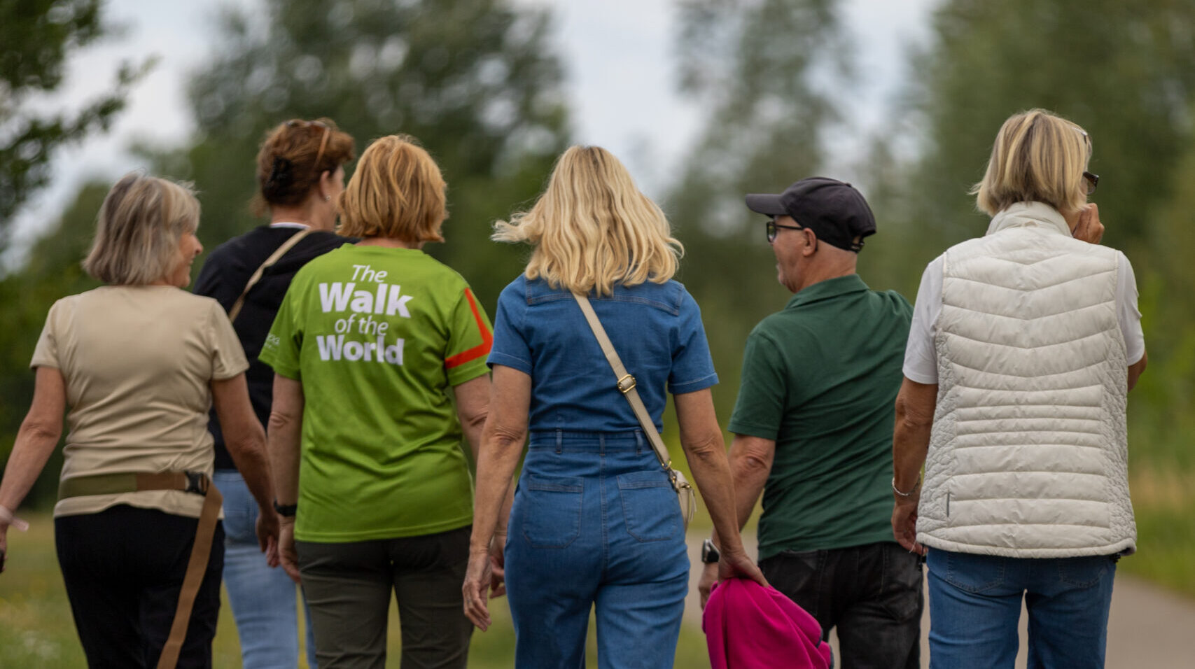 Nooit meer alleen op pad: twintig weken samen wandelen