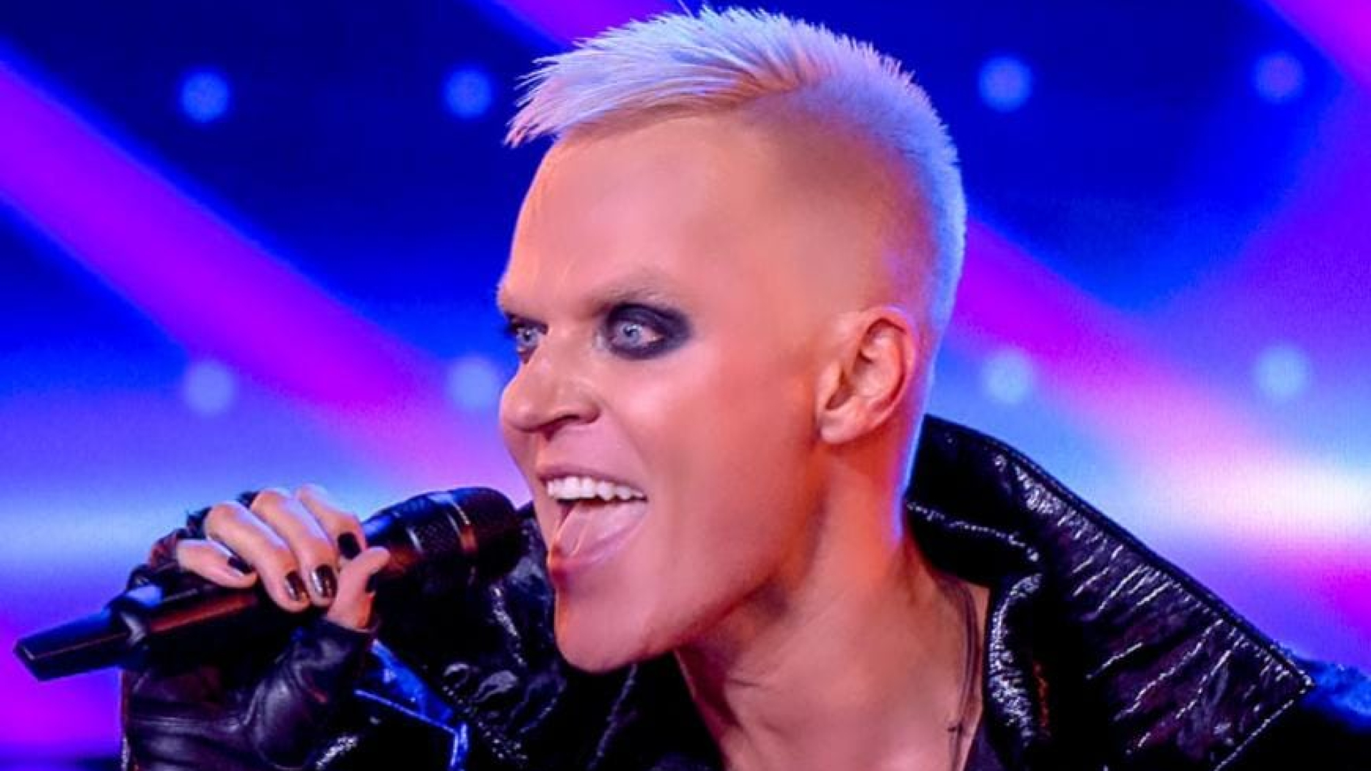 Andy Anderson bij Aaron D. On Air XL - Ditishelmond.nl